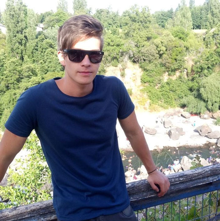 Puis-je prendre un doliprane et un ibuprofène en même temps